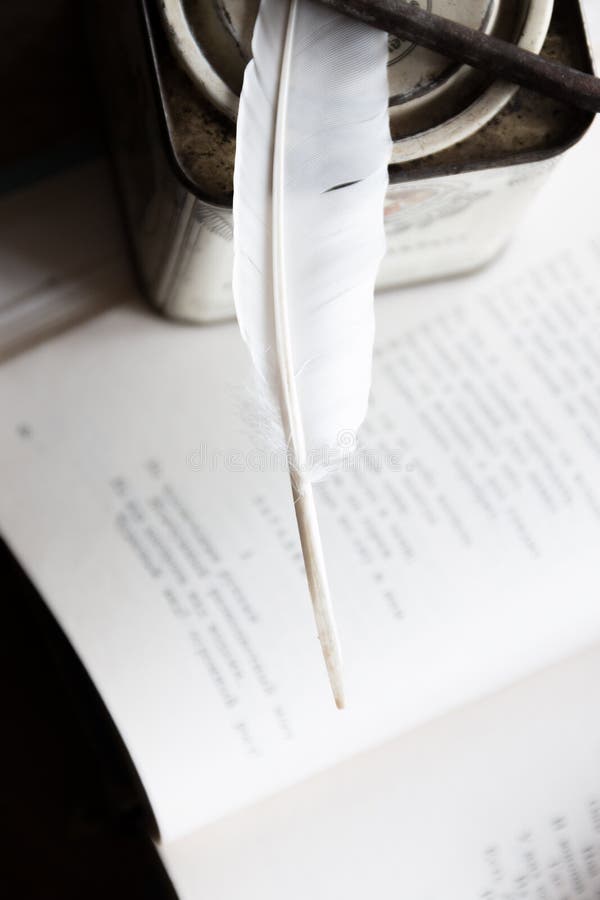 Poesie, Dichter, Gedichtidee Schreibend Stockbild - Bild von buch ...