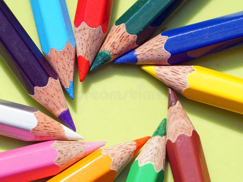 The Point of Color Pencils Arranged in Circle Stock Image - Image of ...