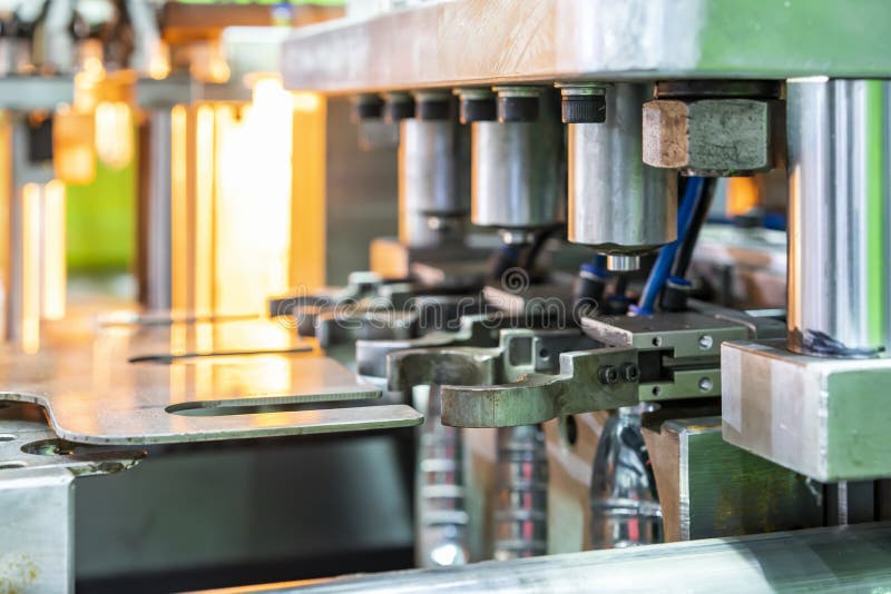 Point Focus Pneumatic Gripper for Hold Preform Plastic Pet Bottle ...