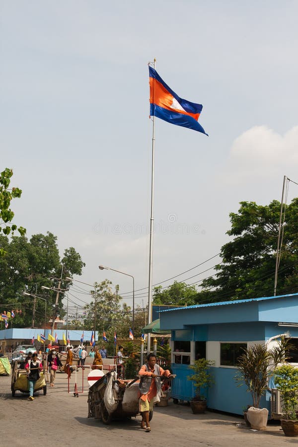 Poipet. Cambodian-Thai Border Editorial Photography - Image of women ...