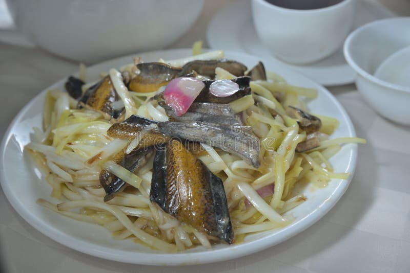 Dim Sum Chinois De Boule De Poissons Image stock - Image du vapeur ...