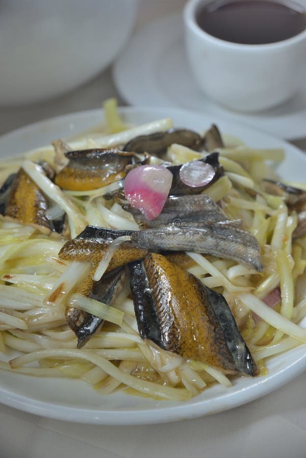 Dim Sum Chinois De Boule De Poissons Image stock - Image du vapeur ...