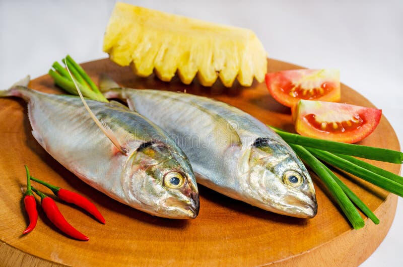 Poisson De Mer Comestible Photos Stock - Téléchargez 378 Photos libres ...