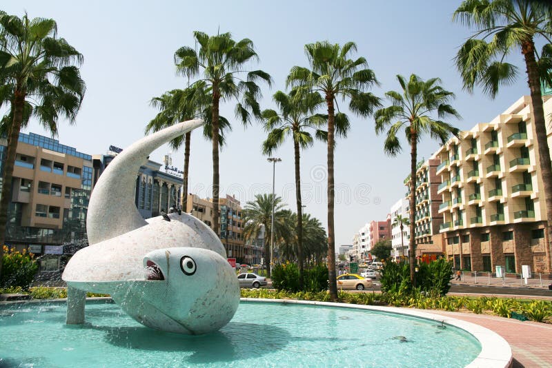 Poissons de Deira autour image éditorial. Image du omar - 66621965