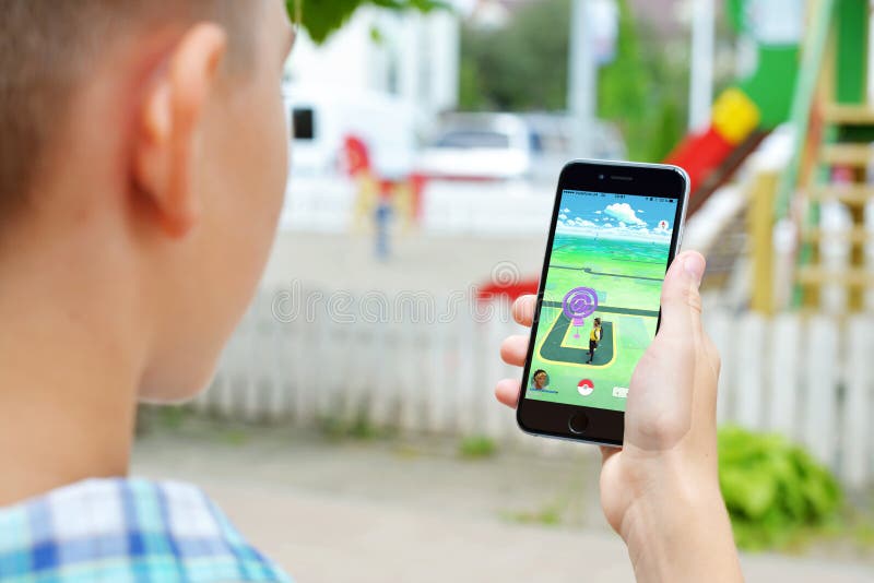 Pokemon Go application editorial stock photo. Image of company - 75437328