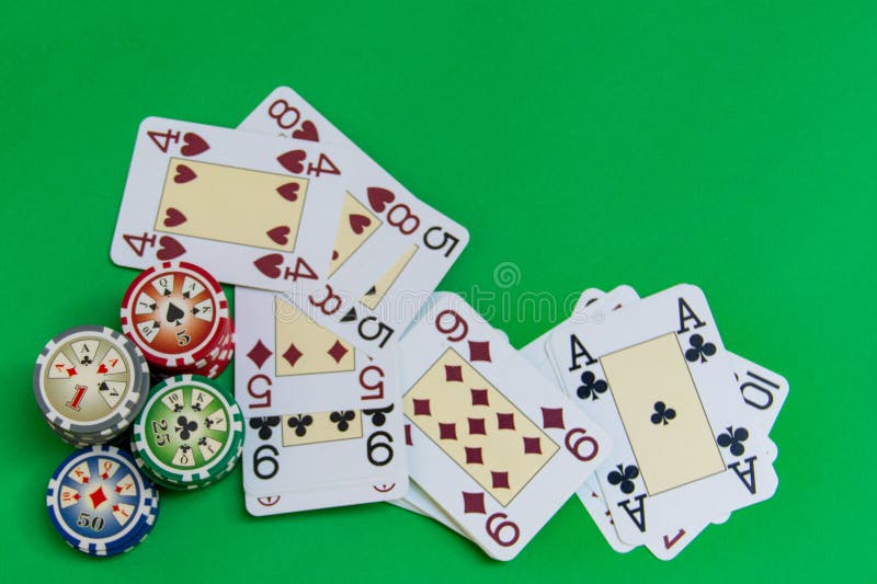 132 Empty Playing Card Table Background Stock Photos - Free & Royalty ...