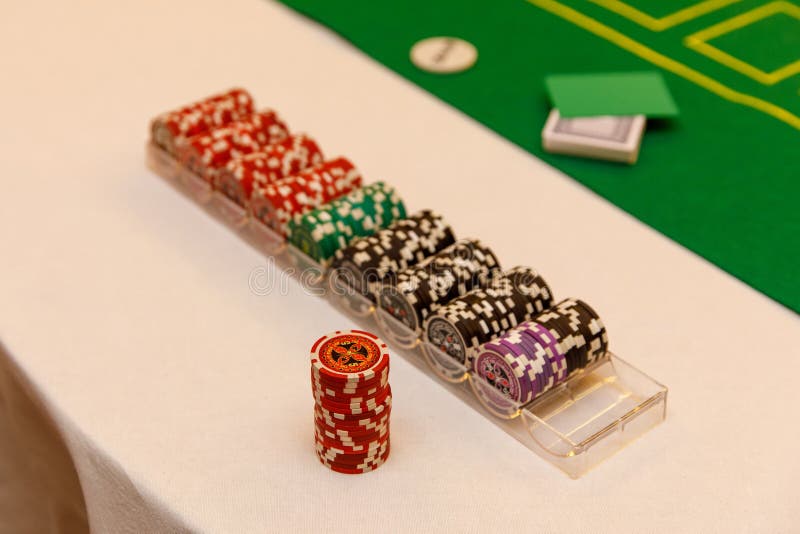 275 Overhead Poker Table Photos - Free & Royalty-Free Stock Photos from ...