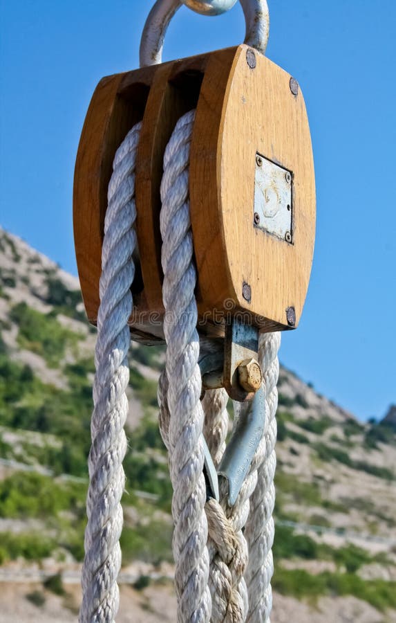 14,629 Polea Fotos - Libres de Derechos y Gratuitas de Dreamstime