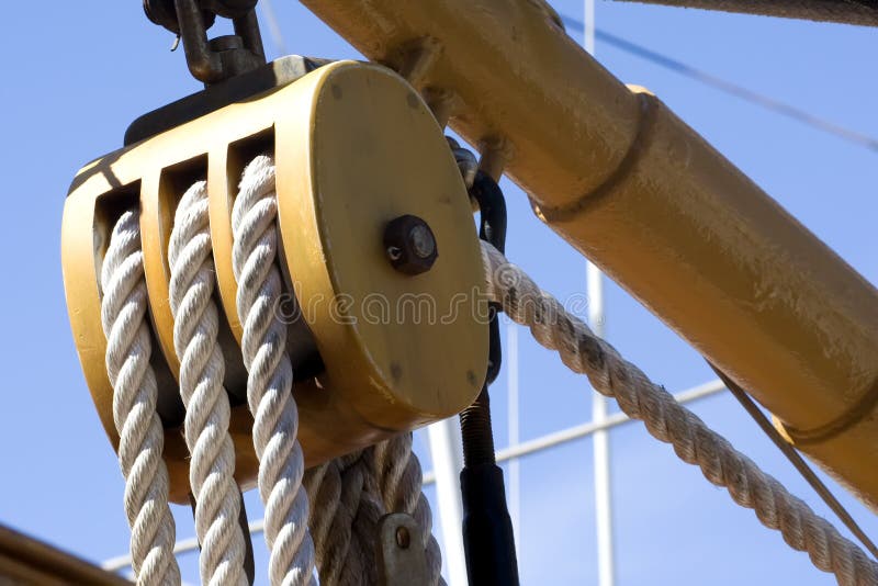 Polea imagen de archivo. Imagen de industria, polea, equipo - 17432139