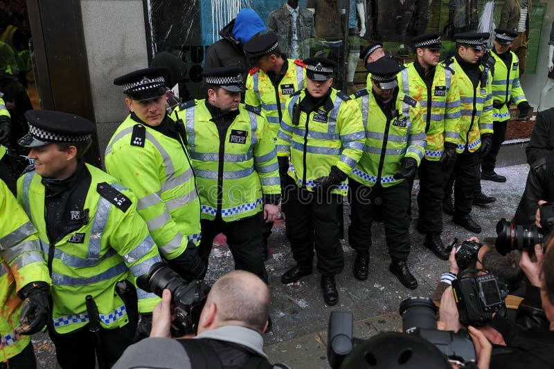 Police at London Riot editorial stock image. Image of action - 22330154