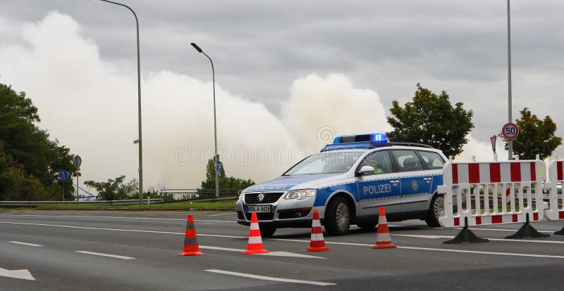 Police Road Block editorial photography. Image of evacuated - 26789172