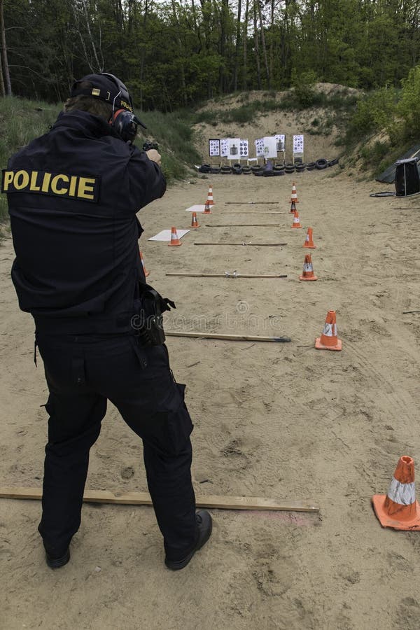Police shooting editorial image. Image of competition - 147761900