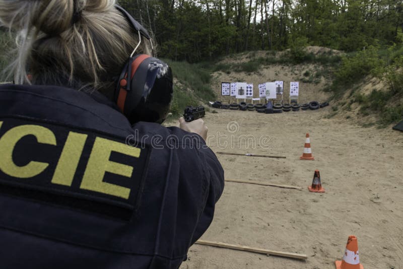 Police shooting editorial photo. Image of range, police - 147762296