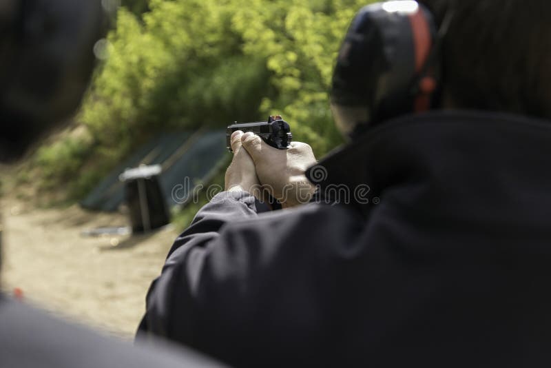 Police shooting editorial photography. Image of policeman - 147762462