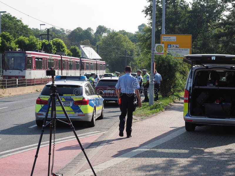 Police with Speed Camera in Duesseldorf Editorial Stock Photo - Image ...