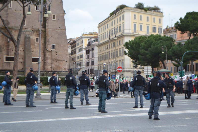 Police on the Streets of Rome. Editorial Photo - Image of europe ...
