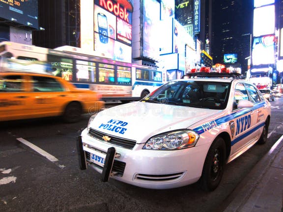 Police in Times Square editorial image. Image of horse - 23287845