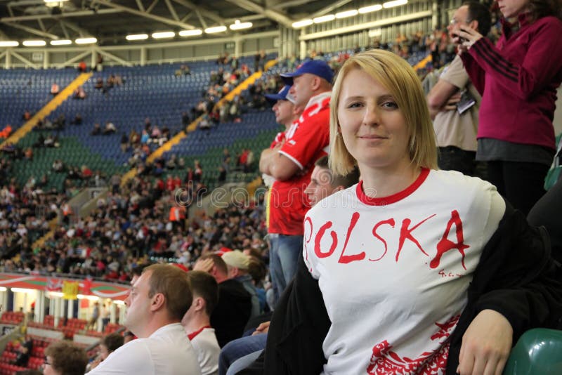 Polish fan editorial stock image. Image of caerdydd, grand - 24627759