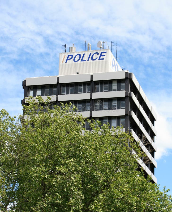 En Gammal Polisstation Med Historisk Beröring Som Fortfarande Används ...