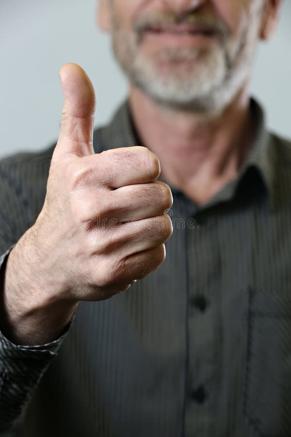 Pollice in su fotografia stock. Immagine di accettazione - 51451606