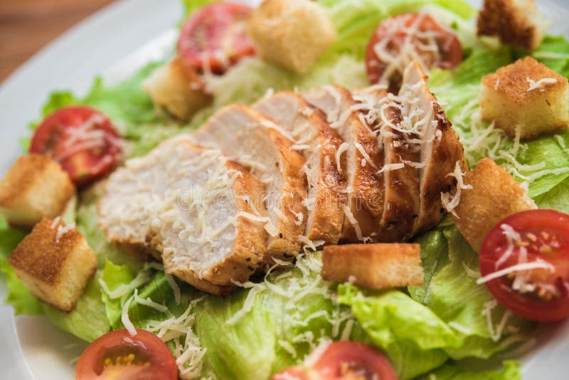 Pollo Asado Con El Queso Parmesano Imagen de archivo - Imagen de ...