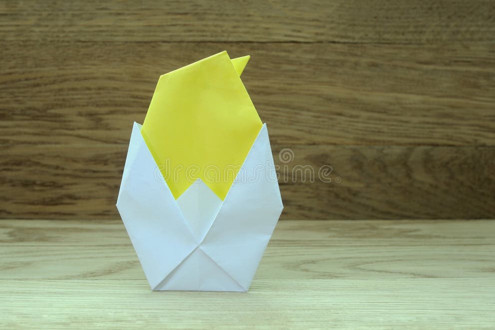 Pollo De La Papiroflexia Del Papel Foto de archivo - Imagen de creativo ...