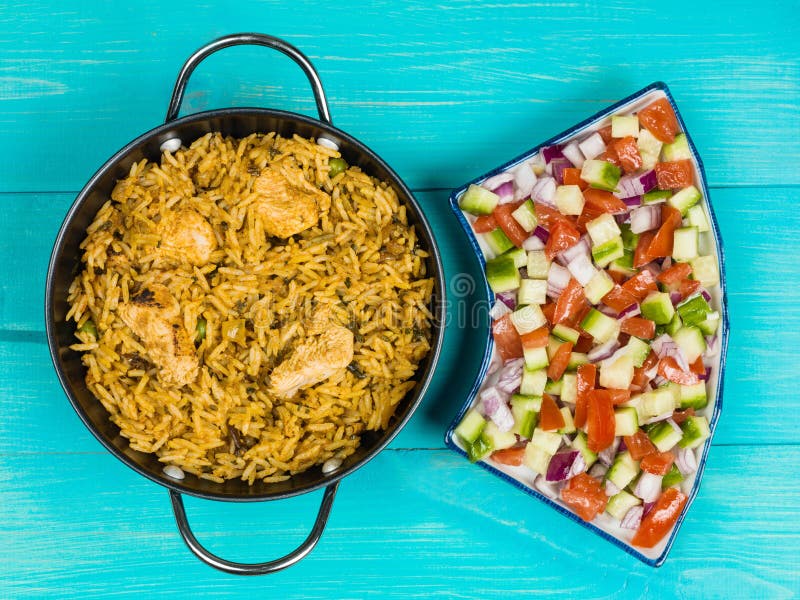 Pollo Indio Tikka Biryani Del Estilo Foto de archivo - Imagen de gente ...