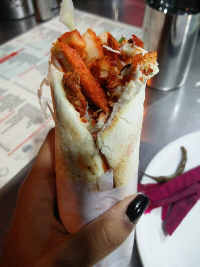 Pollo Shawarma foto de archivo. Imagen de pollo, rodillo - 112391232