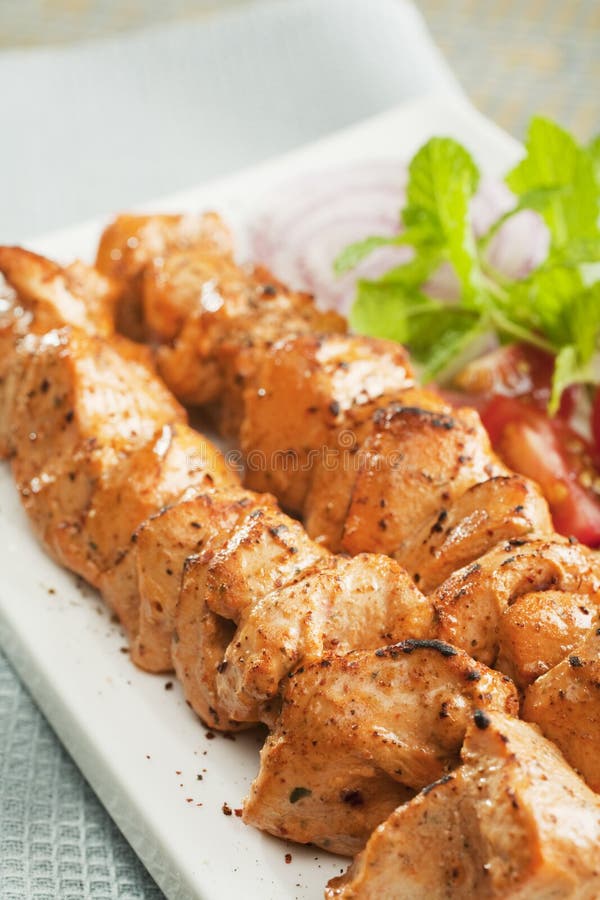 Pollo Tikka Kebab imagen de archivo. Imagen de pollo - 128372689