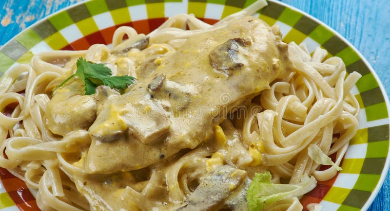 Pollo toscano del ajo imagen de archivo. Imagen de casero - 111832041