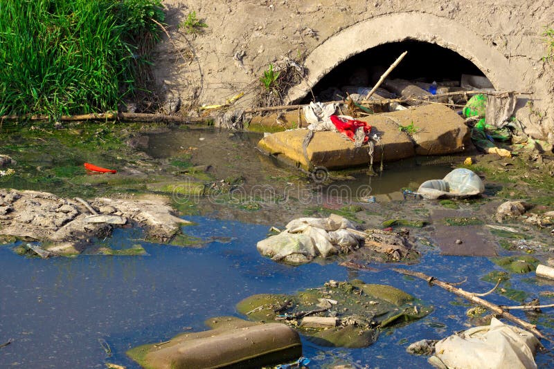 River That Is Polluted With Various Garbage And Trash, Polluted Rivers ...