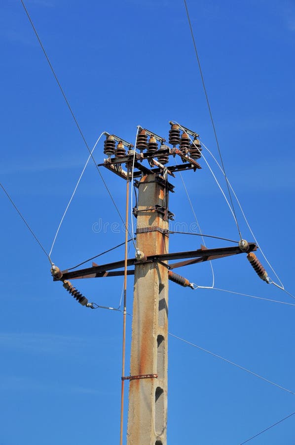 Polo De Poder Con El Separador Eléctrico Externo En El Top Imagen de ...