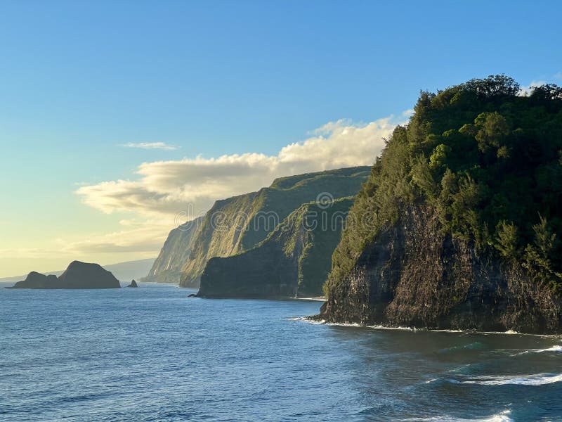 Pololu? Valley Lookout Sunrise Hawaii Stock Image - Image of rock ...