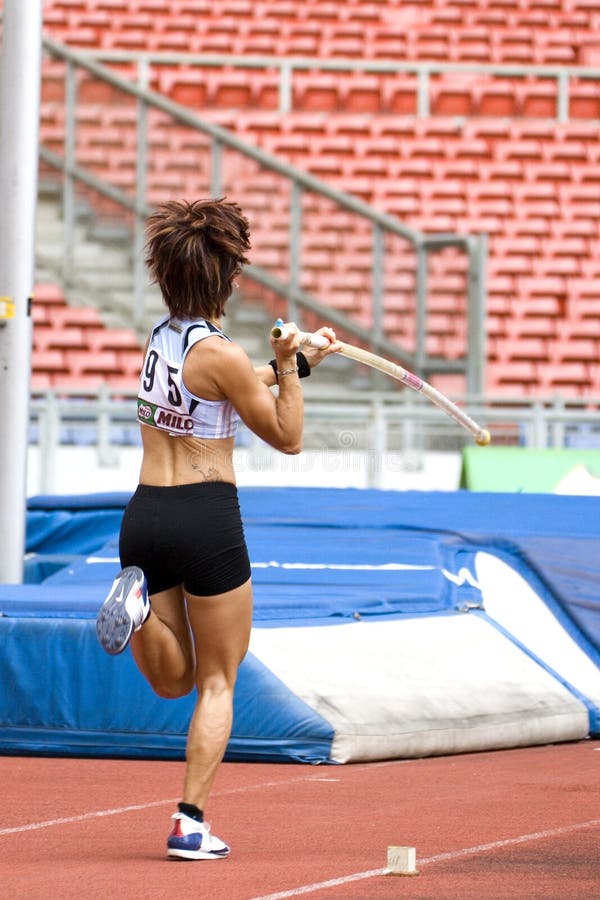 JULIA FIXSEN De V.S. Op Polsstokspringendef. in Het IAAF-Wereldu20 ...