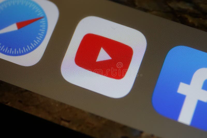 Facebook application icon editorial stock photo. Image of google ...