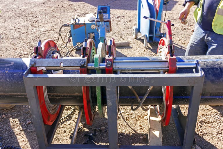 Polyethylene Pipe Welding. HDPE Pipe (high-density Polyethylene Pipe ...