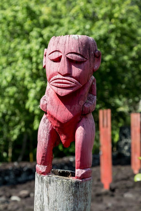 Polynesian god Tiki stock image. Image of resort, statue - 44242355