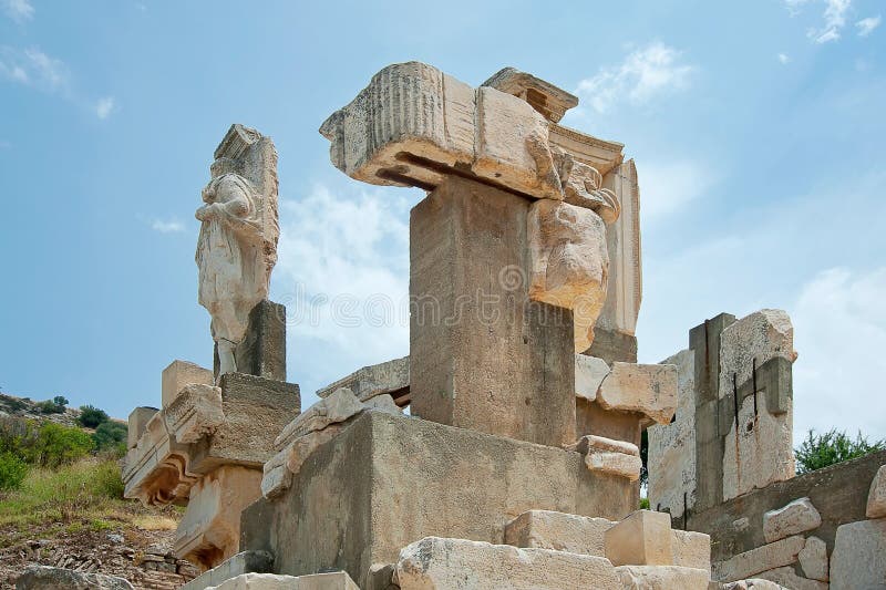 Polyphemus group statues 2 stock image. Image of landscape - 33766535