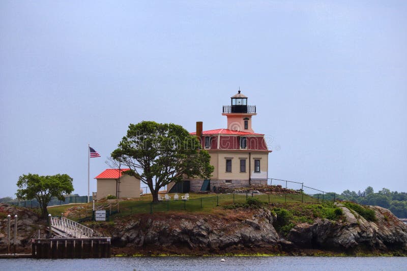 The Pomham Rocks Lighthouse Editorial Image - Image of castle, tower ...