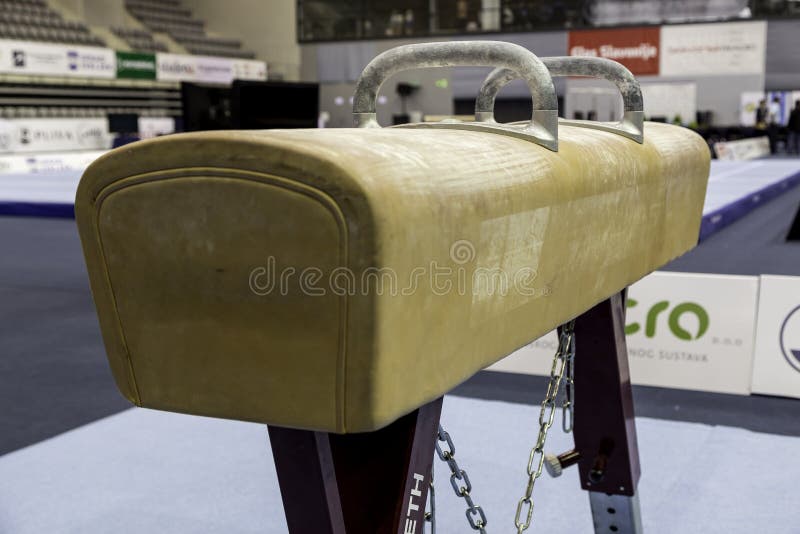 Pommel Horse editorial photography. Image of bars, exertion - 87799712