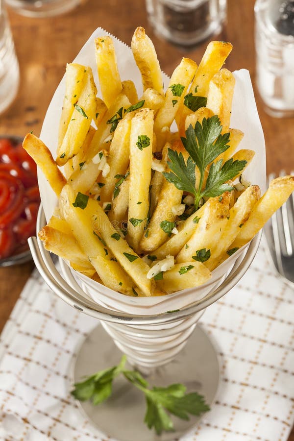 Pommes Frites D'ail Et De Persil Image stock - Image du frit, préparé ...