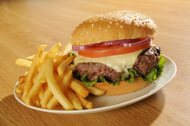 Pommes Frites De Cheeseburger Image stock - Image du fromage, sain: 8431167
