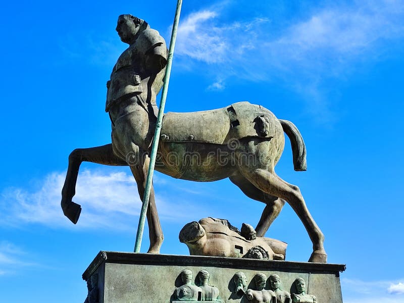Pompei - Statua in Bronzo Del Centauro Nella Piazza Del Foro Editorial ...