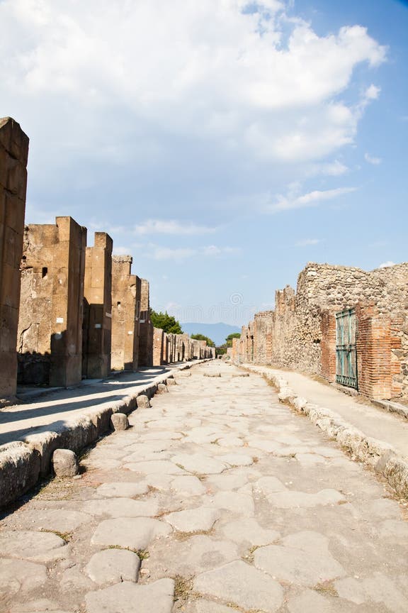 Pompeii - Archaeological Site Stock Image - Image of apollo, eruption ...