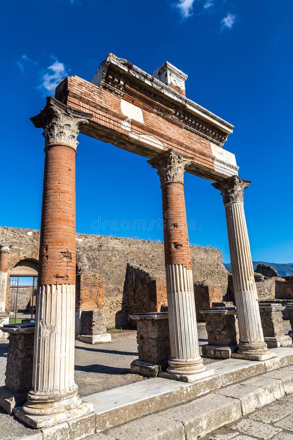 Pompeii city stock photo. Image of italian, europe, italy - 189720838