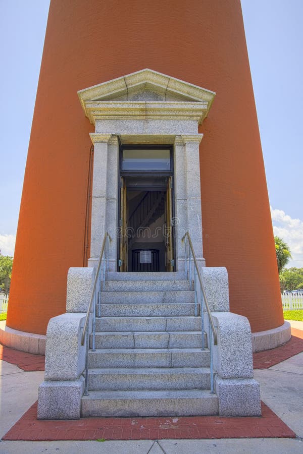 Ponce Inlet Lighthouse Entrance Editorial Stock Image - Image of travel ...