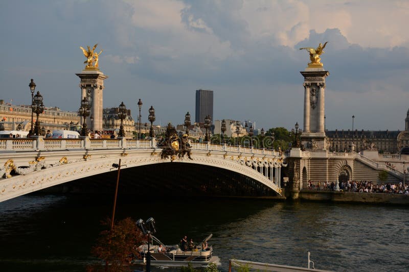 Pont Alexandre III editorial image. Image of plaza, bridge - 42996940