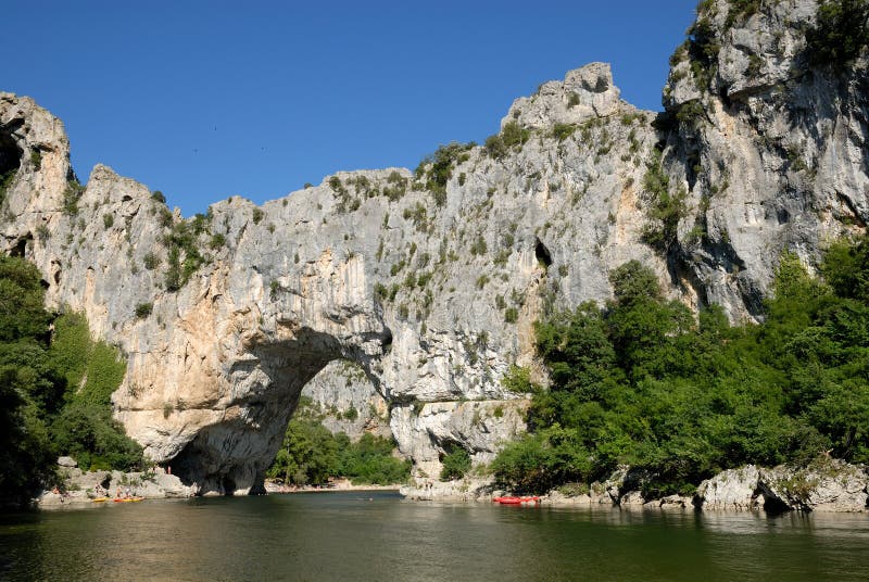 Pont D'Arc (Bogenbrücke) in Frankreich Stockfoto - Bild von französisch ...