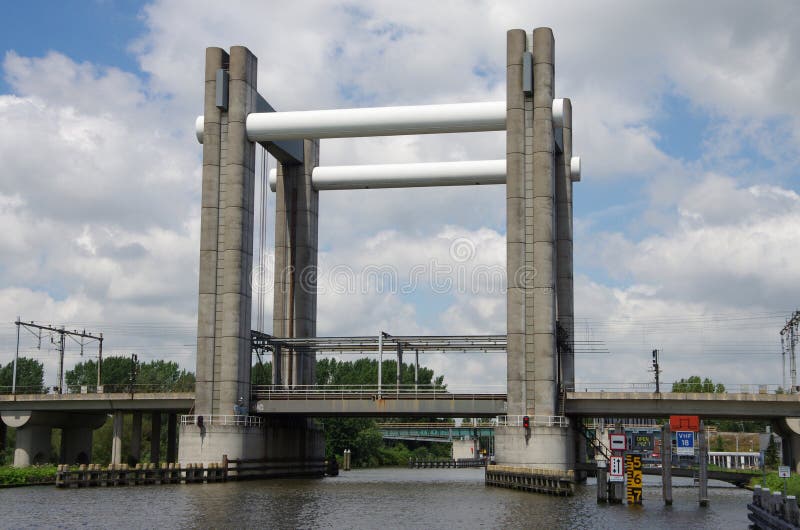 Pont-levis photo stock. Image du gouda, hollandais, canaliser - 49141716
