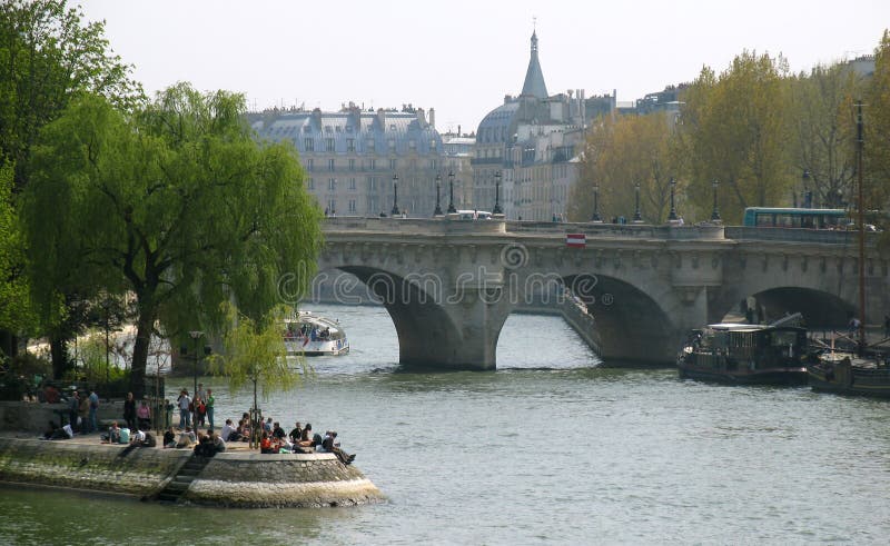 Pont Neuf stock image. Image of monument, relax, french - 792889